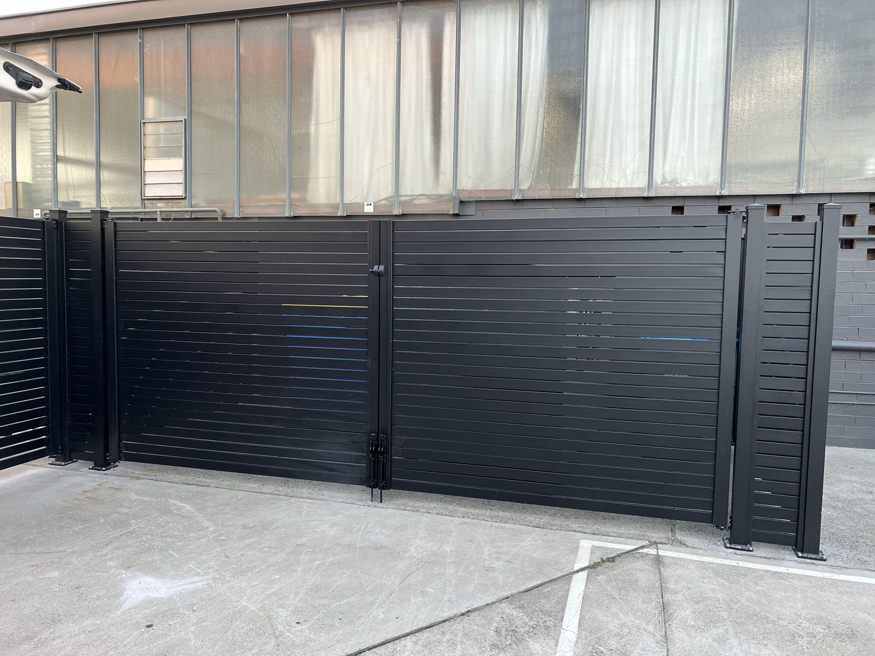 Double swing gate - Bens Wholesale